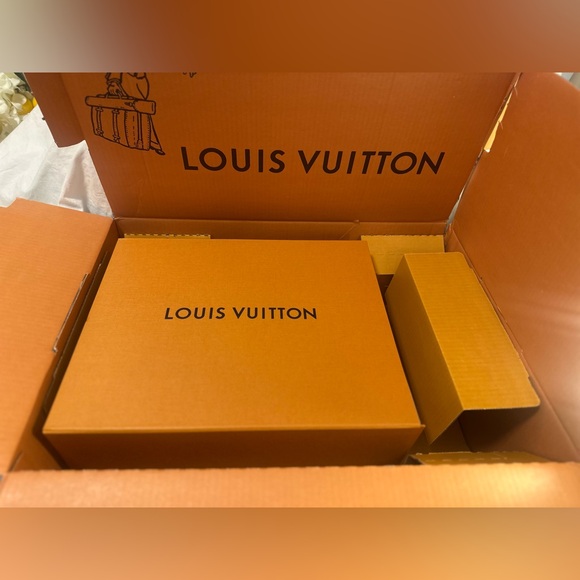 Louis Vuitton | Storage & Organization | Louis Vuitton Signature Large ...